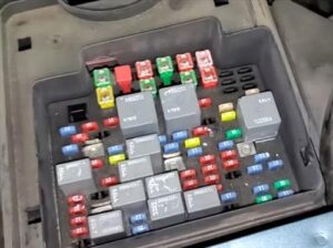 How To Find an Electrical Short in any Car or Truck – BackYardMechanic